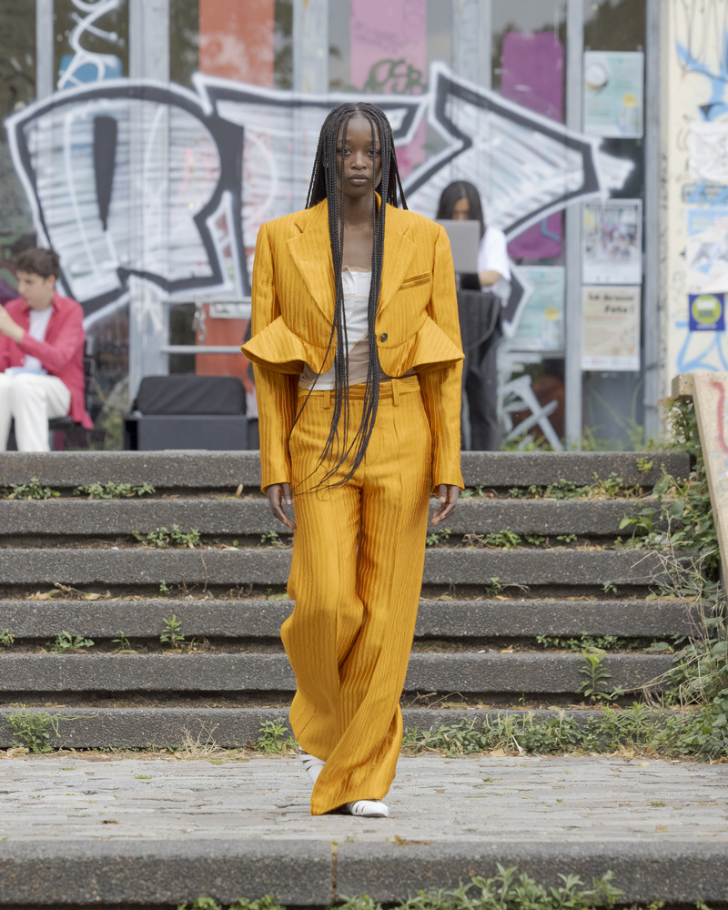 Riz Poli Spring/Summer 2024 - Take a break at my secret garden ...